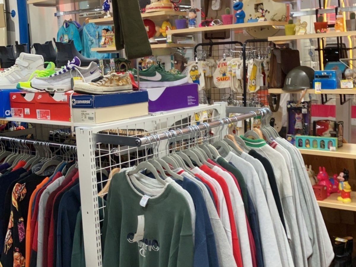 エキスパートMrMax湘南藤沢店 | 古着、レトロ、ブランド、貴金属、家電の高価買取ならミスターマックス湘南藤沢内1Fの当店へ